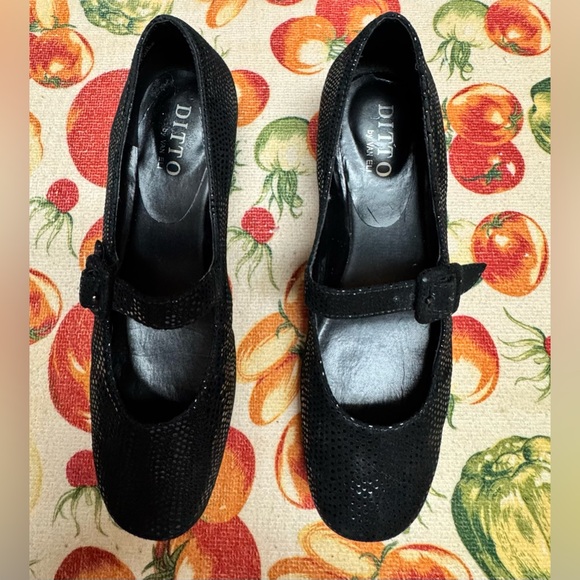 Ditto by van eli | Shoes | Ditto By Van Eli Black Embossed Leather Mary ...